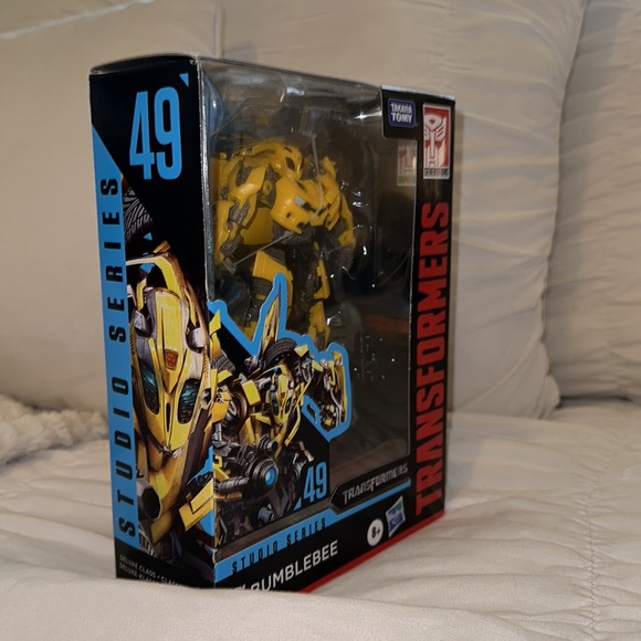 Hasbro | Toys | Transformers Toys Studio Series 49 Deluxe Class Movie ...